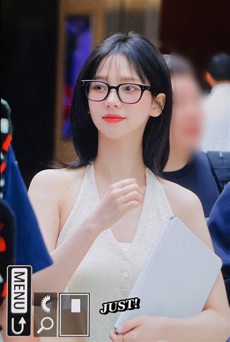 🌊 On Twitter 레전드 하이틴 너드 같음 ㅁㅊ