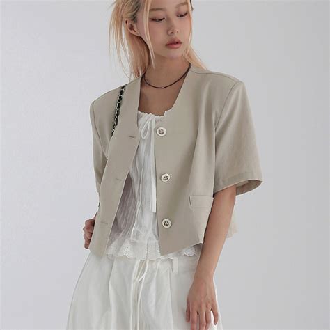 Made Ju 루벨 노카라자켓 반팔자켓 여름자켓 봄 간절기아우터 반팔트위드 크롭자켓 숏 하객룩 데이트룩 에이블리