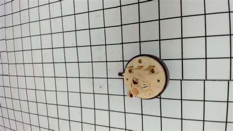 Insignia Dishwasher 17476000001149 Pressure Switch