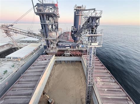 Grisel N De Grupo Servicios Marítimos Gana El Ibj Award 2025 En