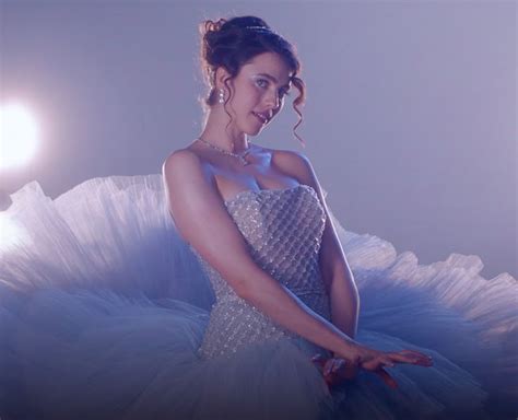 Margaret Qualley As Sue In The Substance Girl Celebrities Celebs