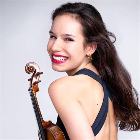 Raphaëlle Moreau Violin