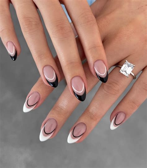 22 Latest Short Black French Tip Nail Ideas To Try In 2024