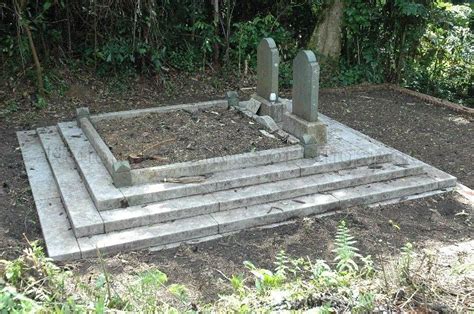Tomb Of Ong Peng Hock Son Of Ong Sam Leong And His Wife Madam Lim