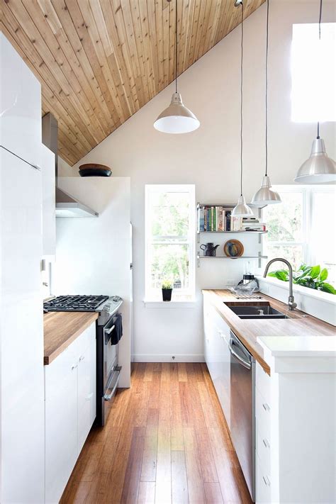 50 Gorgeous Galley Kitchens And Tips You Can Use From Them Kitchen