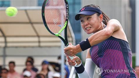 공격 받아치는 장수정 연합뉴스