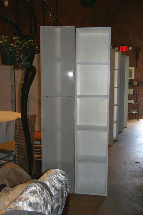 Rose Et Lis Glossy White Cubbies