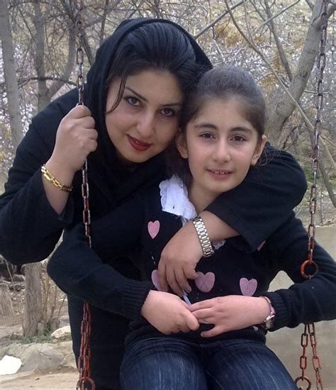 دکتر ناهید رفیعی متخصص جراحي عمومي