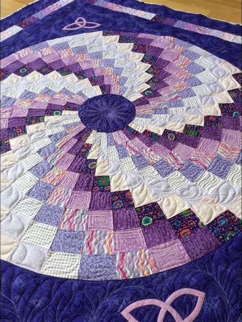 Spiral Quilt Pattern Pillow At Victoria Imogene Blog