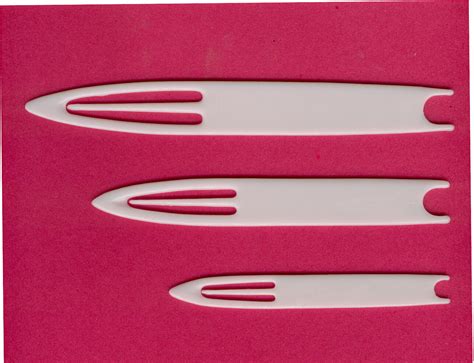 Netting Shuttles Singing Weaver