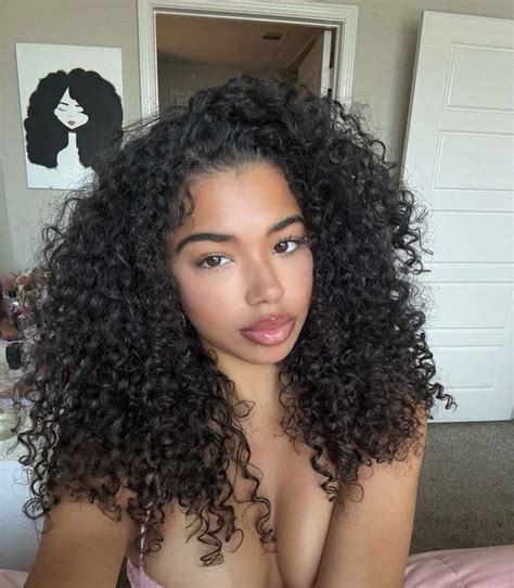 Pin By Guillaume Barthuel On Ebony And Light Skin Girls Hair Styles