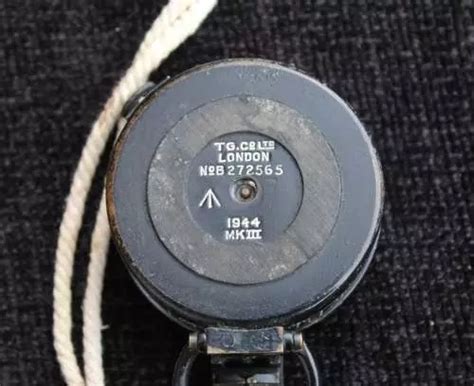 Mk Iii Prismatic Marching Compass In Compasses