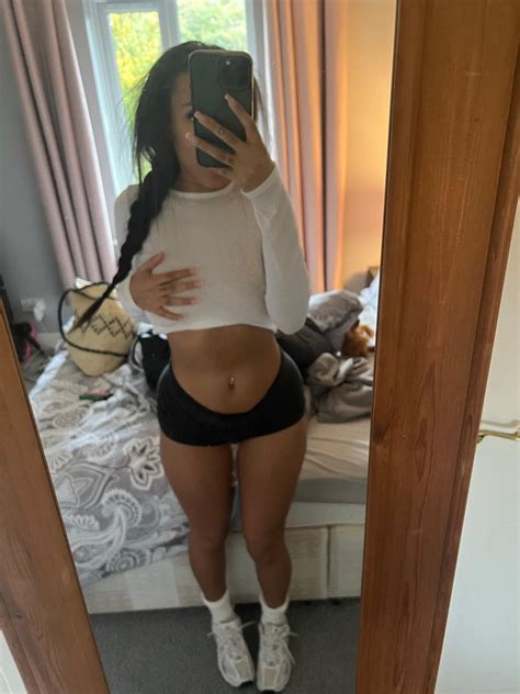 Slim But Stacked Where It Matters Rthinblackgirls