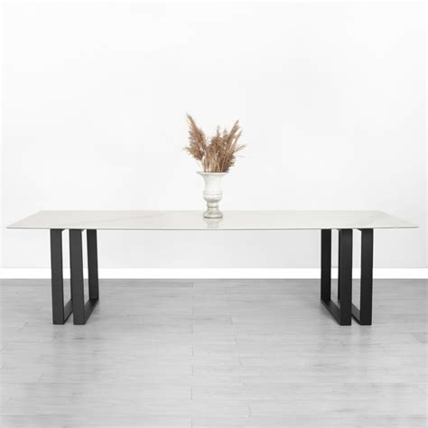 Mars Table With A Marble Sintered Quartz Or Wood Top