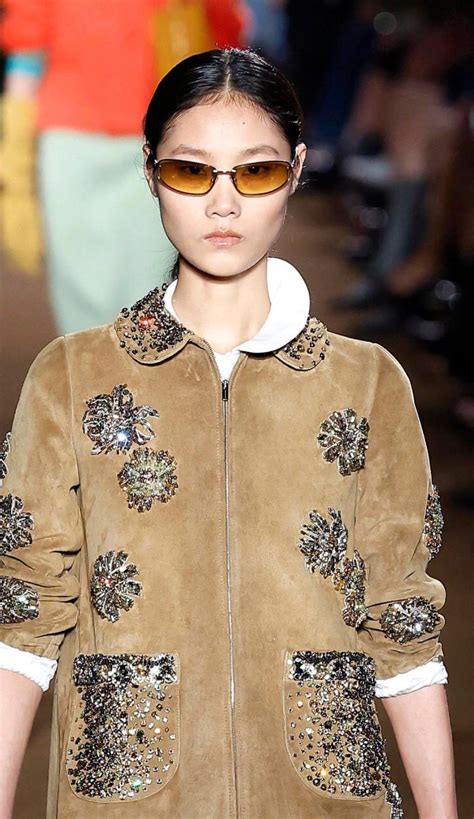 Пин от пользователя 김양일 на доске 비딩 в 2024 г Наряды Стильные наряды Одежда