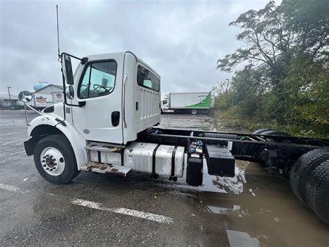 2020 Freightliner M2106 Cab Chassis Truck For Sale 5518