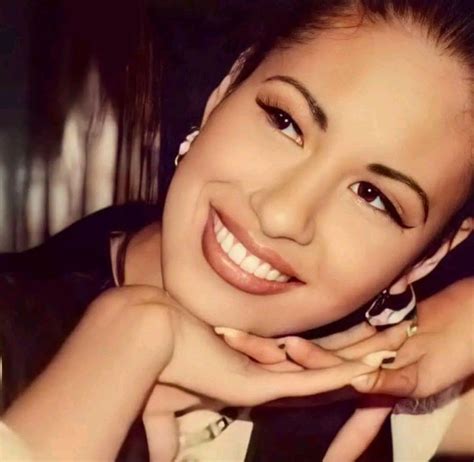 Pin By Giselle On Selena Quintanilla Selena Quintanilla Selena