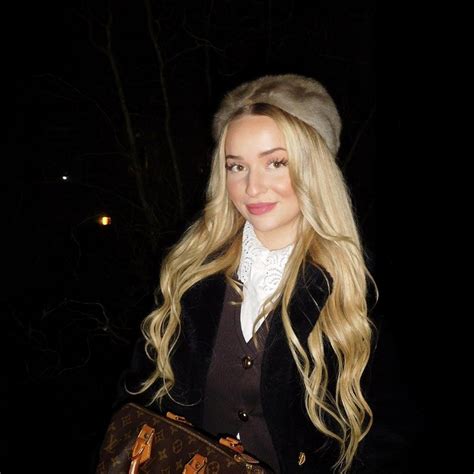 Julia Ackr🦋🌟 Julia Ackermann Snapchat Stories Spotlight And Lenses