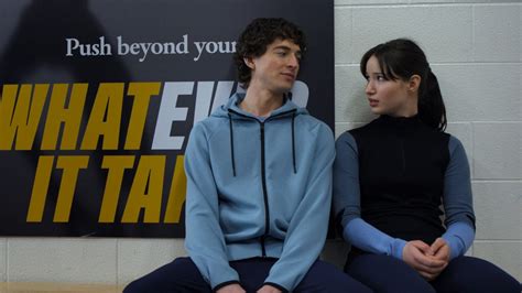 Netflix Presenta In Anteprima La Serie Young Adult Romance Finding Her Edge