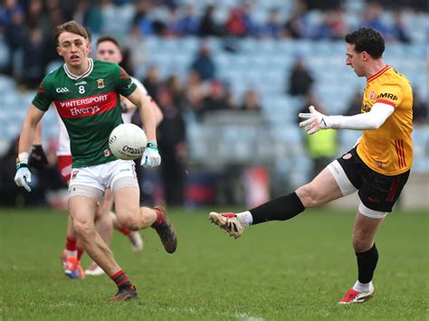 Tá Eagla Orm Go Bhféadfadh An Cúl Báire Biaiste Eile Caide A Lot Orainn Tuairiscie