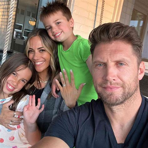 Jana Kramer Engaged To Allan Russell After 6 Months Of Dating