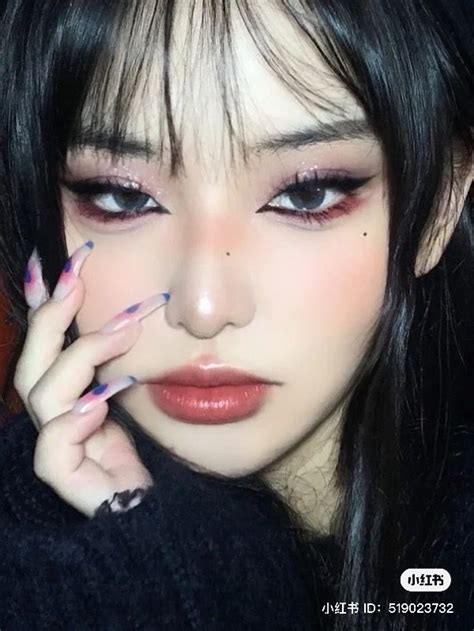 Pin Di Adela Olivares Su Makeup Capelli E Trucco Trucco Per Occhi Marroni Idee Per Il Trucco