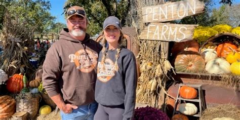 Penton Farms Packed With Pumpkin Seekers