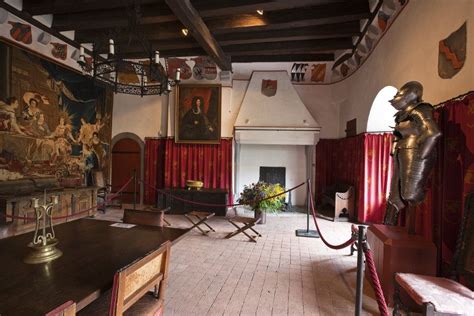 Eltz Castle And Its Main Attractions Eltz Castle Interior Eltz