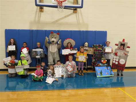 Making Vocabulary Fun George Wolf Elementary School Holds Annual