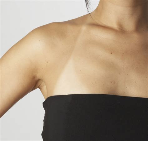 Fake Tan Lines Are Trending On Tiktok Popsugar Beauty Uk