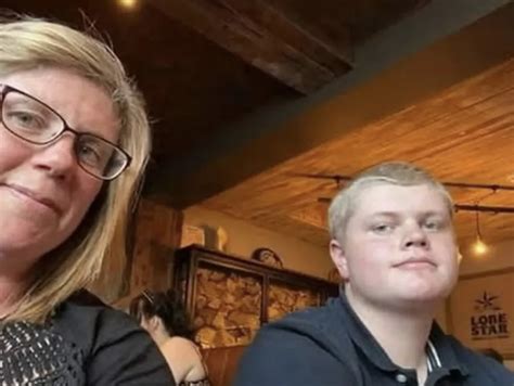 Frizer Mu Tokom šišanja Rekao Da Ide Kod Doktora To Mu Je Spasilo život Tuzlanskiba