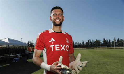Aberdeen Keeper Dimitar Mitov Aims To Become Bulgarias No 1