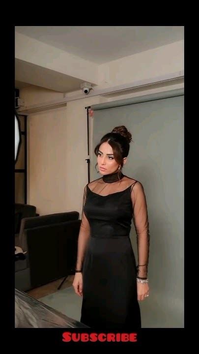 آ خر لوگوں کو میرے چھوٹے کپڑے پہننے میں کیا تکلیف ،😋اشنا شاہ Youtube