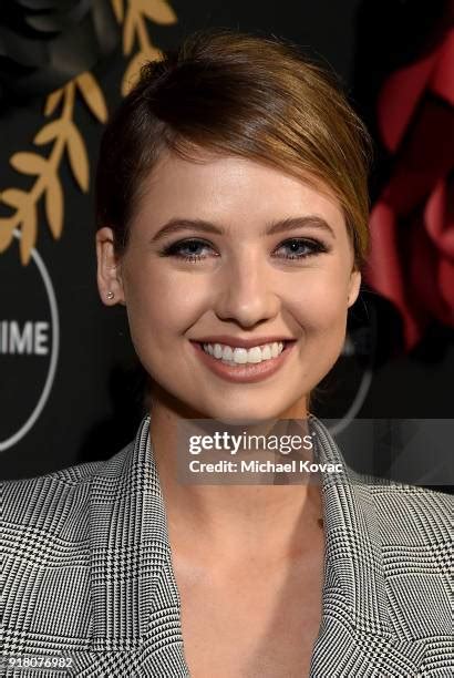 Clementi West Photos And Premium High Res Pictures Getty Images