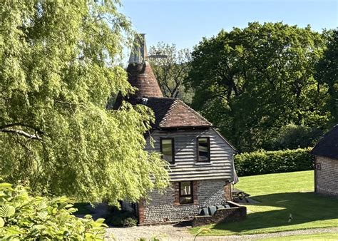 The Oast House Self Catering Accommodation In East Sussex Sleeps 5