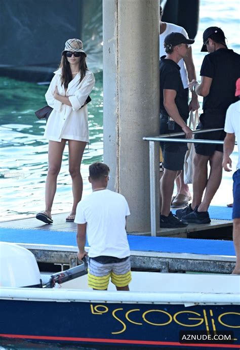 Emily Ratajkowski Sexy Seen With Dj Orazio Rispo Sizzles On The Amalfi Coast In Italy Aznude
