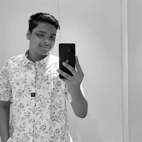 Vaidik Singhai Vaidik Singhai • Instagram Photos And Videos