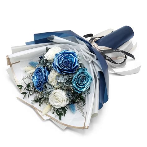 Midnight Sapphire Preserved Rose Bouquet Léselle Florist Hk