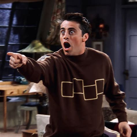 Pin By 𝑺𝑬𝑹𝑬𝑵𝑨🪐 On Friends Joey Tribbiani Friends Tv Friends Scenes