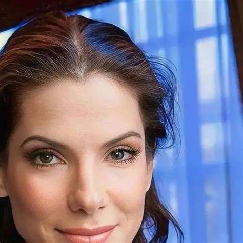 Sandra Bullock On Instagram Sandra Bullock Fake Ft Call Bra Image