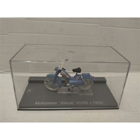 Mobylette Bleue Av88 1959 Classic Moto Bike 1 24 Altaya Ixo Bcn Stock