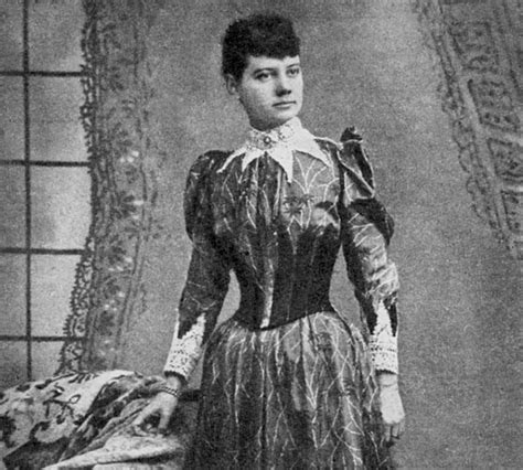 Nellie Bly Faked Insanity To Go Undercover In An Asylum