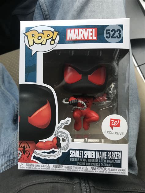Scarlet Spider Kaine Figure