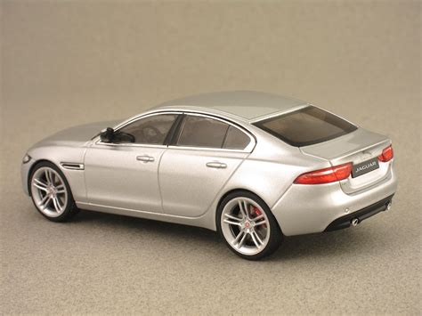 Jaguar Xe Silver Premium X 143 Minicarweb