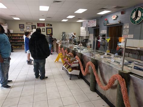 Dip Seafood Mudbugs Your Go To Spot For Fresh Seafood In Mobile Al