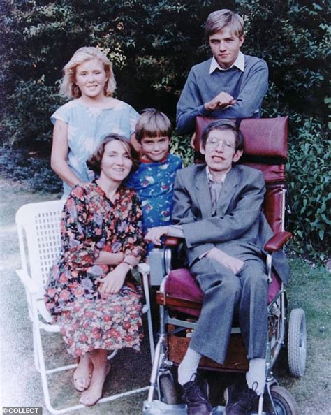 Exclusive How Stephen Hawkings Second Wife Elaine Was Accused Of