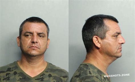 Navarette Rene Osvaldo 06 10 2021 Miami Dade County Mugshots Zone