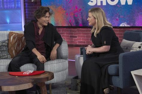 First Look Shin Lim Appears On Tuesdays The Kelly Clarkson Show