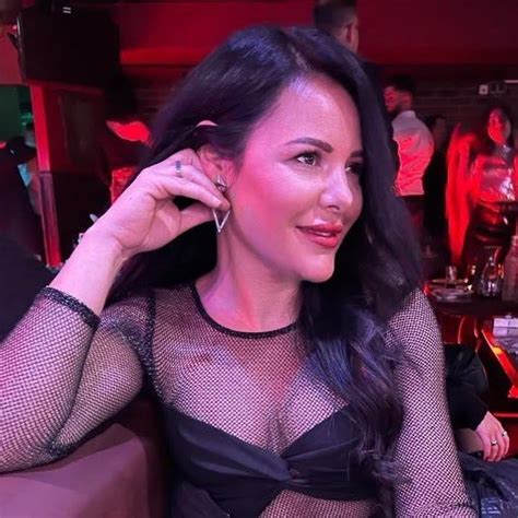 Ayla Guezel • Threads Say More