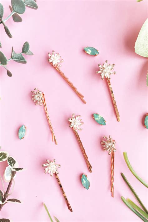 Must Have Hair Accessories To Diy Vintage Pearl Hair Pins